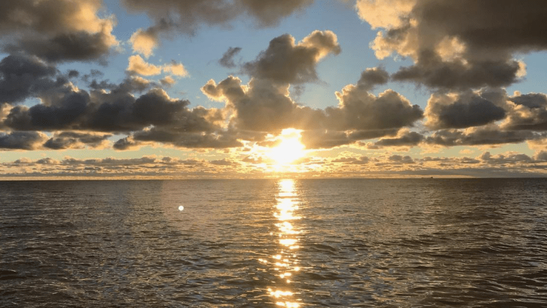 Sailing Through Life – Stories of Hope Through the Storms of Life